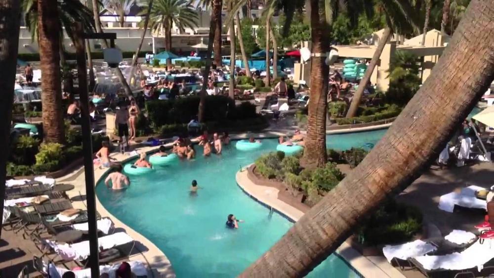Grand Pool Complex | MGM Grand Las Vegas Hotel & Casino